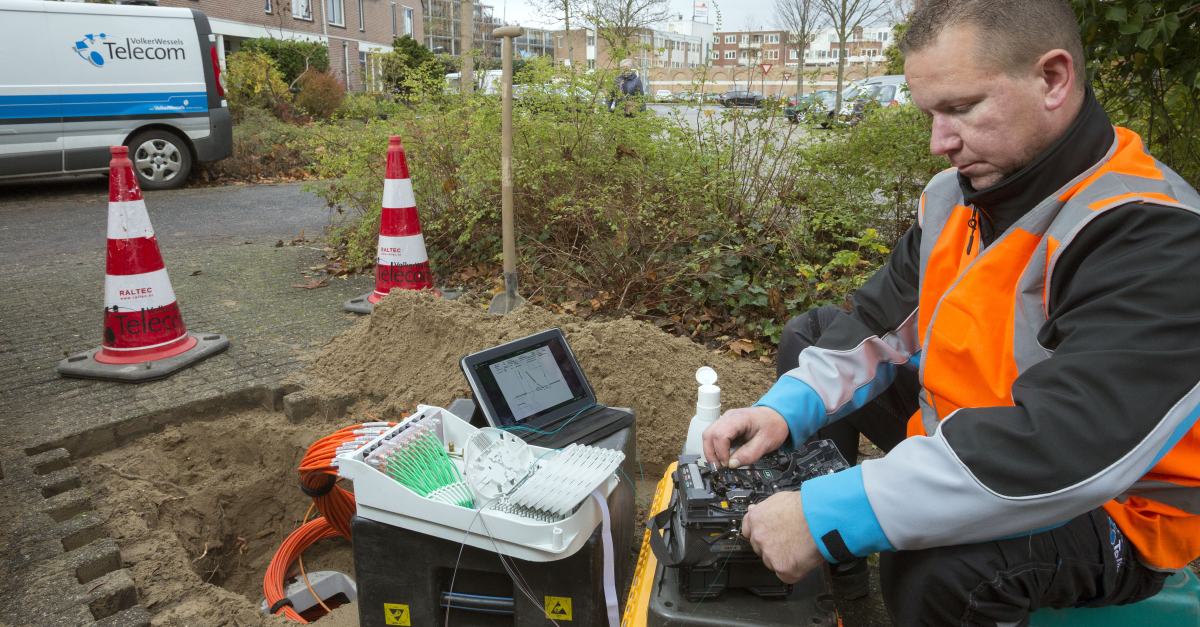 VolkerWessels Telecom viert 500.000e glasvezelaansluiting | VolkerWessels